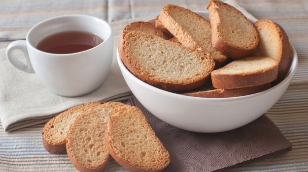 5 Best Rusk Options To Pair With A Hot Cup Of Tea - NDTV Food