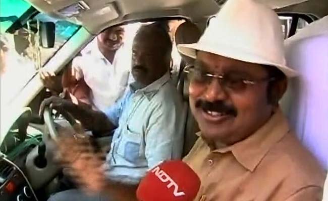 TTV Dinakaran Wears New Poll Symbol, Says Hat Will Remind Voters Of MGR