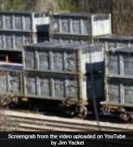 Shit Toy Train