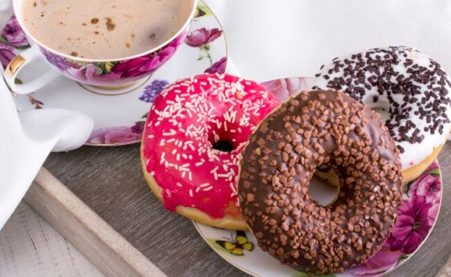Watch: US Man Bungee Jumps From 198 Ft For A Donut; Sets Record - NDTV Food