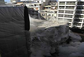 Controlled explosion collapses Athens building