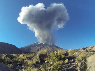 Ubinas Volcano Eruption State Of Emergency Declared As Volcano In Peru