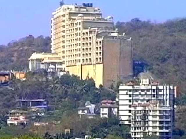 Goregaon, Mumbai: Aarey Colony Development Logjam