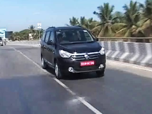 रेनॉ ने लॉन्च की Lodgy