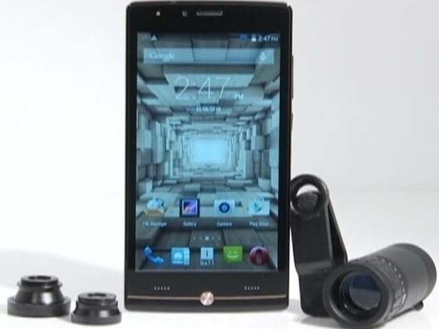 iBall Rolls in With a Phone With Detachable Lenses