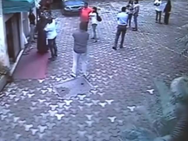 Don T Demoralise Cops With Moral Policing Charges Maharashtra Minister