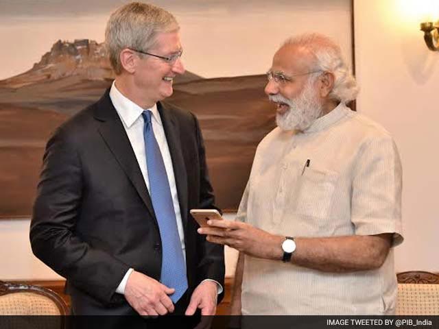 PM Modi Meets Apple Chief Tim Cook, Launch Updated 'Modi App'