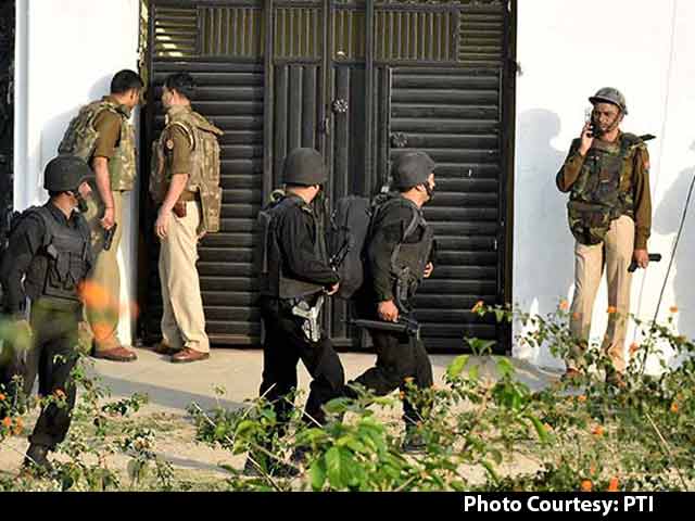 Self-Proclaimed ISIS Group, Say UP Cops - And Are Contradicted