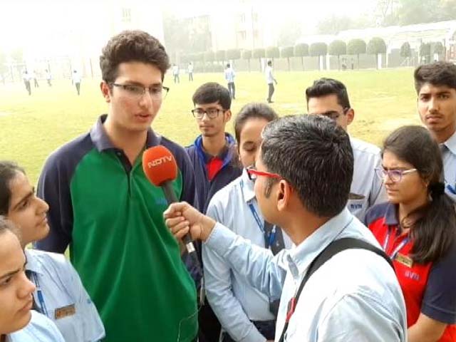 दिल्ली के कई स्कूलों ने आउटडोर एक्टविटी बंद की छात्र परेशान